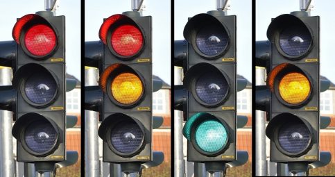 What to do if Traffic Lights Go Out - Varsity Driving School